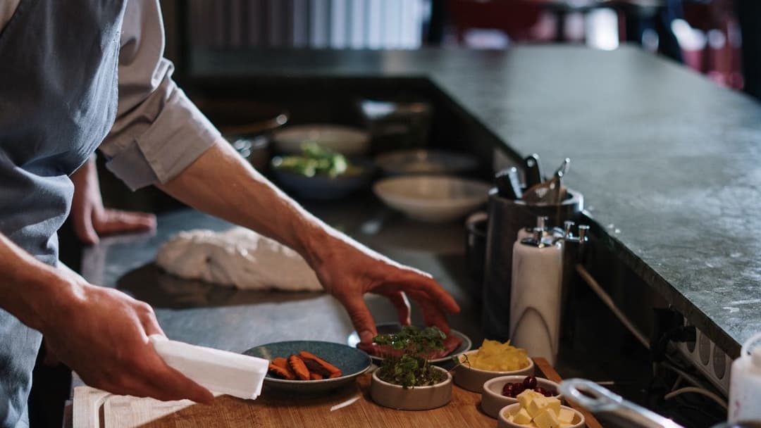 Les 3 types de danger alimentaire en restauration